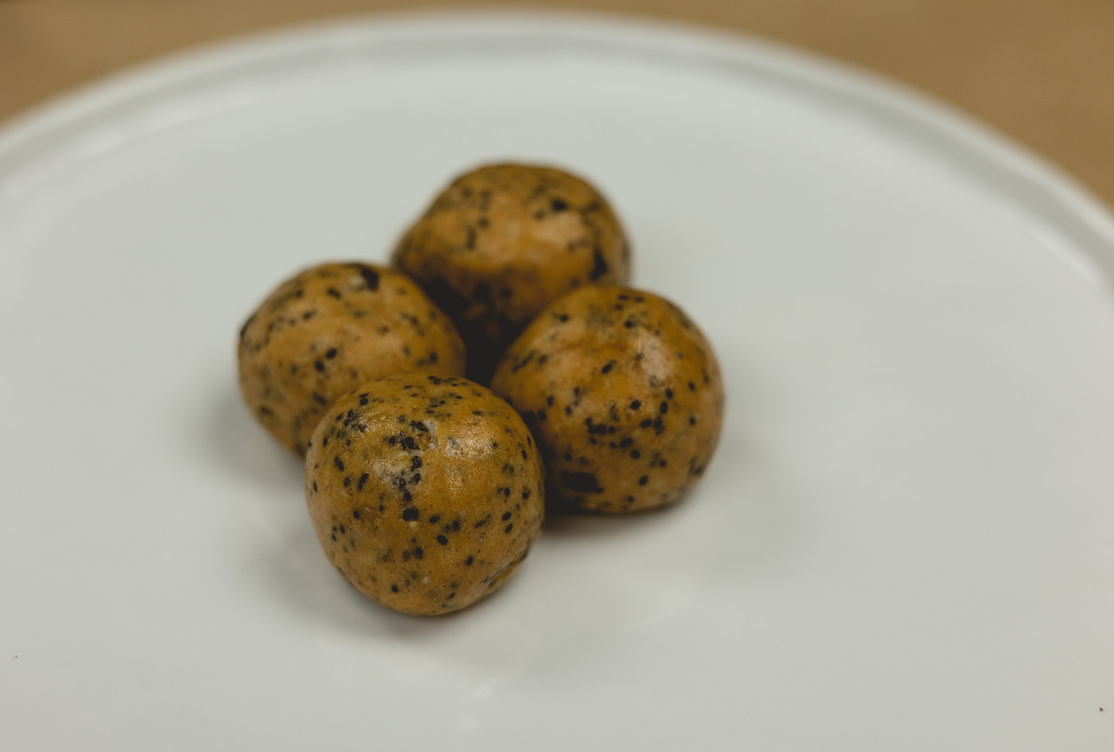 12 Crunchy PB Bites - Entree by Fino